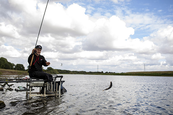 Up Close: Colmic Extima Float Rods | Match Fishing