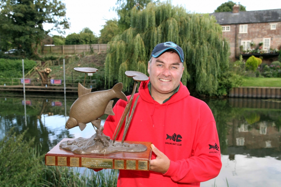 Edwards Crowned Champion | Match Fishing
