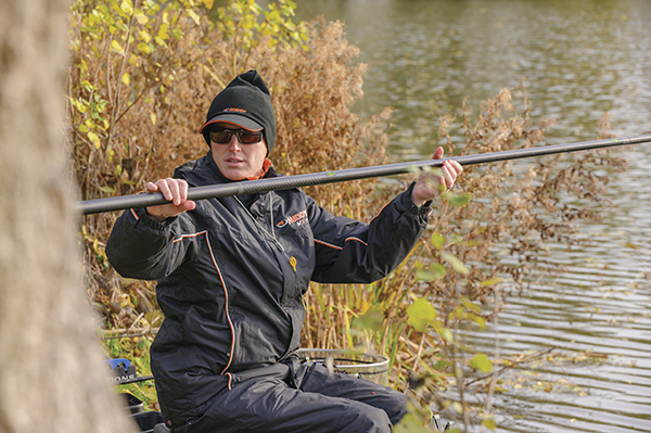 Middy | MX-800 Clothing Range | Match Fishing